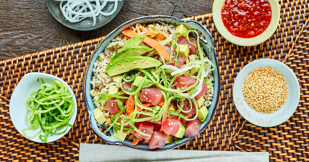Spicy Tuna Brown Rice Poke Bowl – Haylie Pomroy